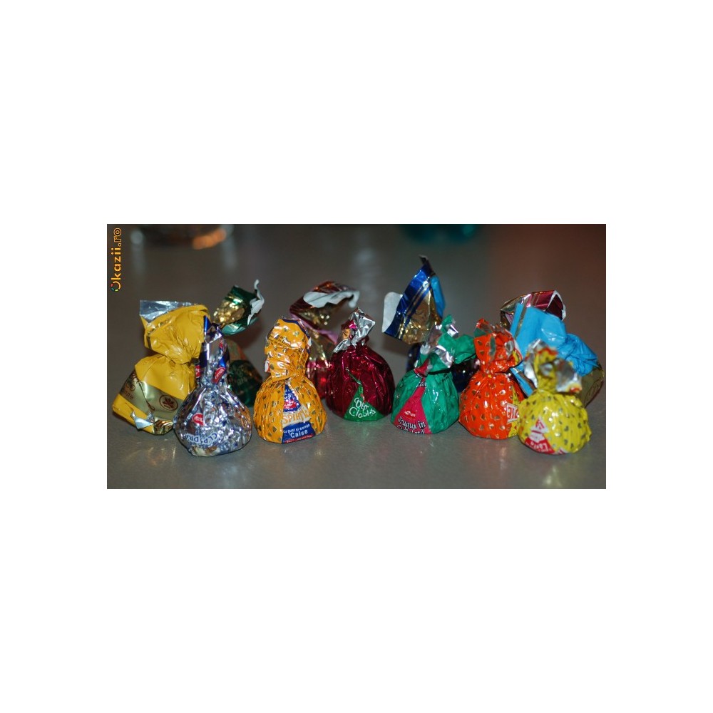 Bomboane de ciocolata "BUCURIA" - CHISINAU - | arhiva Okazii.ro