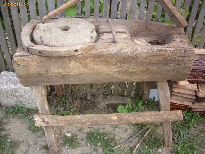 VECHE MOARA DE MALAI DIN PIATRA SI BUTURUGA. | arhiva Okazii.ro