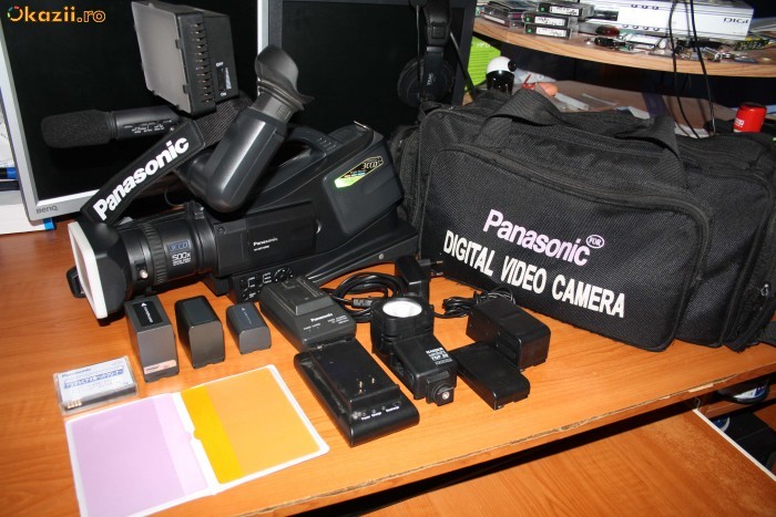 Camera Video cu miniDV Panasonic NV-MD10000 | arhiva Okazii.ro