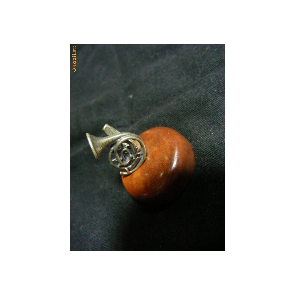 CORN FRANCEZ,PIESA MUZICALA ,INSTRUMENT DE SUFLAT,DECOR, ARGINT ,VECHE ...