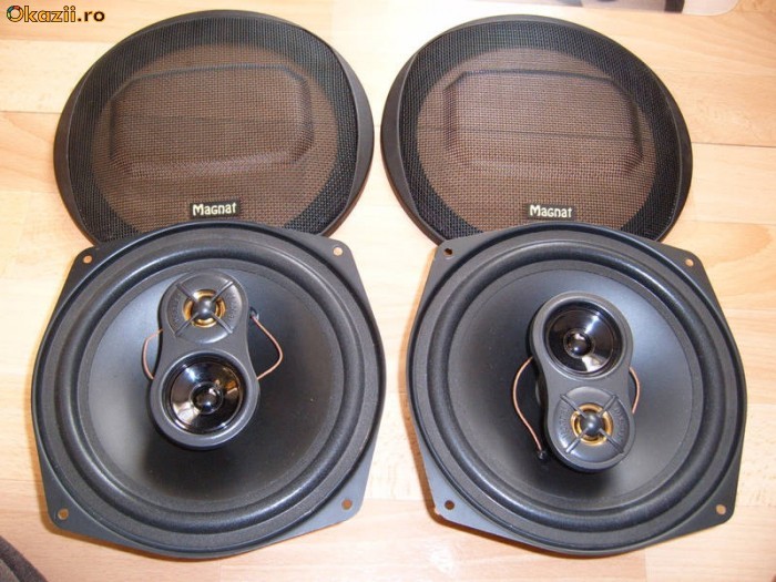 BOXE AUTO MAGNAT TRAVELLER 320 M GOLD EDITION | arhiva Okazii.ro
