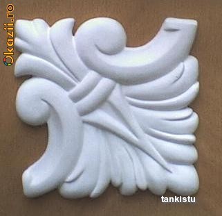 Ornament in relief pentru tavan - stucatura din ipsos | arhiva Okazii.ro