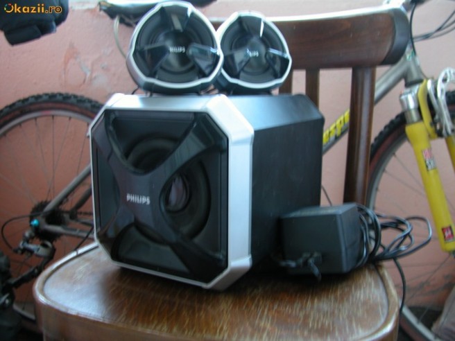 sistem audio 2.1 philips PC400 | arhiva Okazii.ro