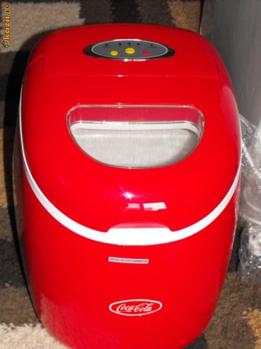Masina de facut gheata Coca Cola | arhiva Okazii.ro