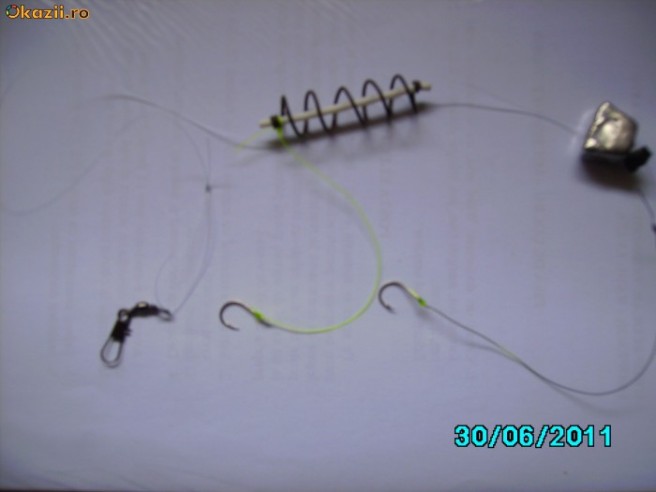 Monturi pescuit -crap-caras-platica cu plumb si momitor culisant ...