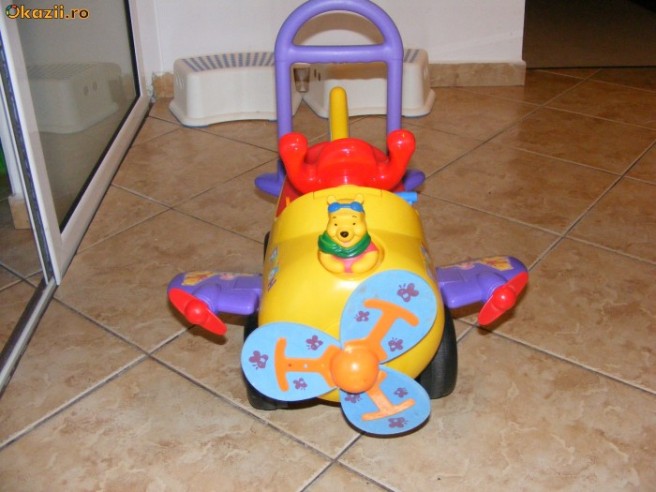 Avion copii Disney Winnie the Pooh | arhiva Okazii.ro