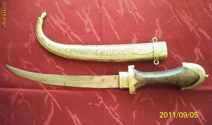 Hanger turcesc original , teaca din metal aliat cu argint | arhiva ...