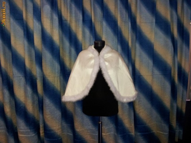 capa model deosebit pentru rochii de ocazie si seara | arhiva Okazii.ro