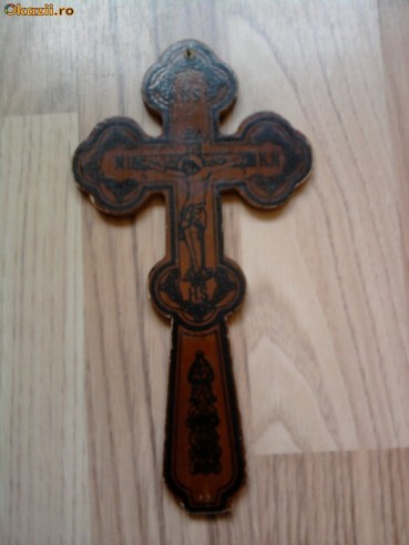 CRUCE DE LEMN PICTATA VECHE | arhiva Okazii.ro