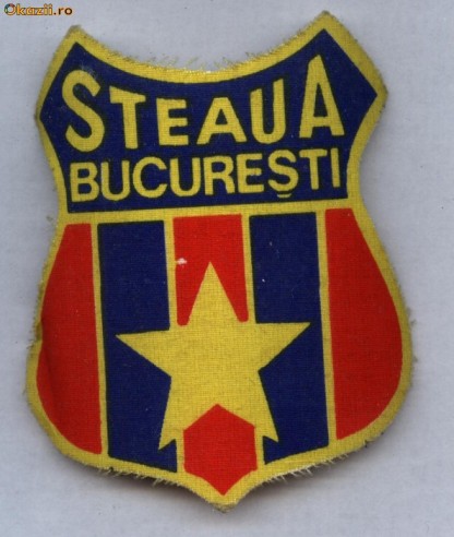 EMBLEMA STEAUA BUCURESTI ANII "80 | arhiva Okazii.ro