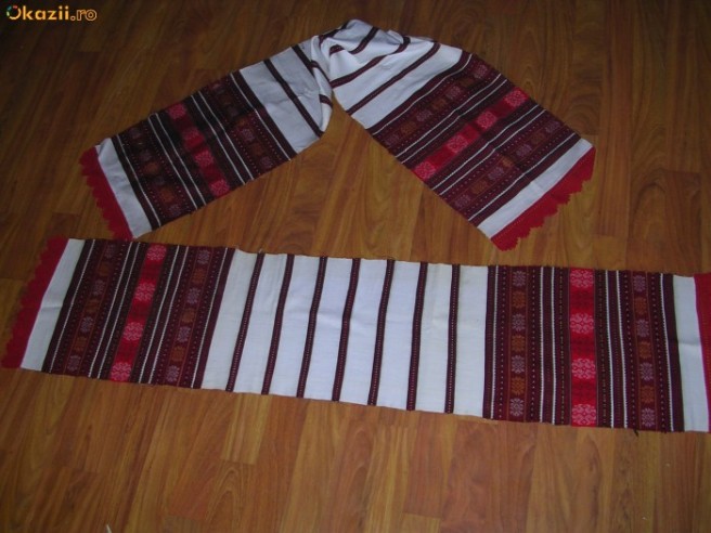 Set 2 prosoape artizanat,vechi,dimensiune mare , cusute manual,model ...