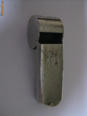 FLUIER METALIC ROMANESC MARCA ARADEANCA DIN ANII 70 | arhiva Okazii.ro