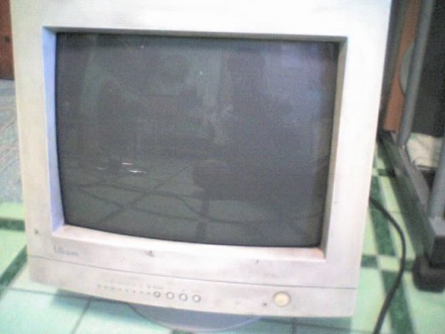 Monitor CRT Likom - 15" | arhiva Okazii.ro