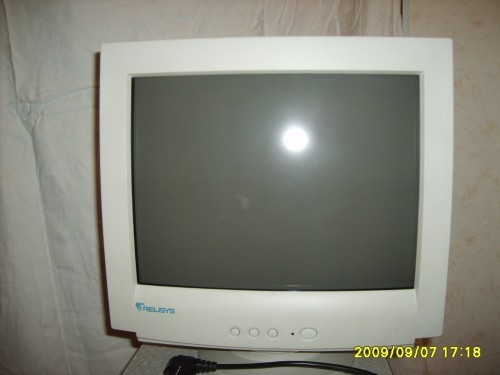 Monitor color CRT TE770 17" RELISYS | arhiva Okazii.ro