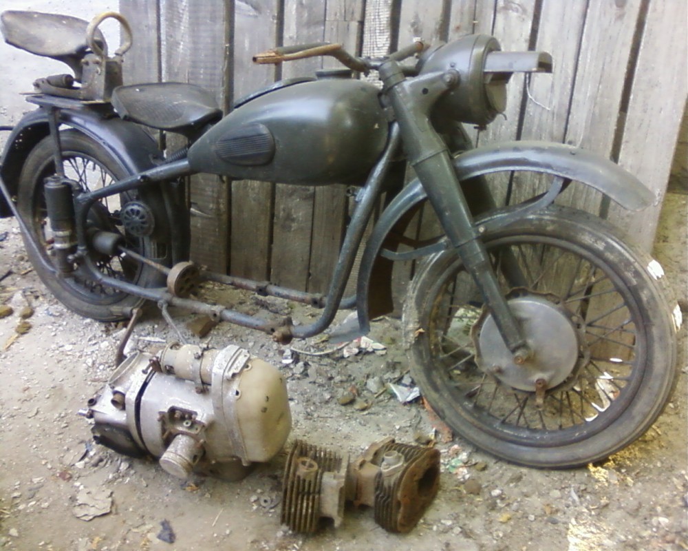 Motocicleta epoca, cu atas M72 anul 1956 | arhiva Okazii.ro