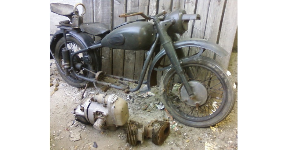 Motocicleta epoca, cu atas M72 anul 1956 | arhiva Okazii.ro