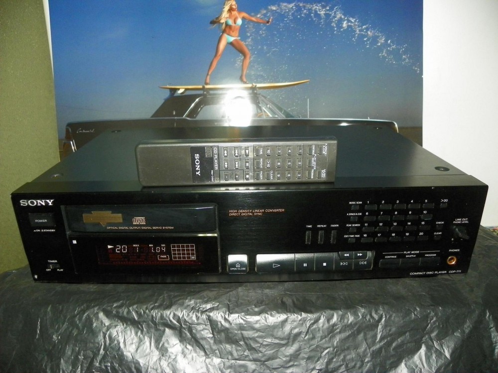 VAND SONY CDP 711 CD PLAYER,KSS 240,IESIRE VARIABILA,TELECOMANDA ORIGINALA SONY | arhiva Okazii.ro