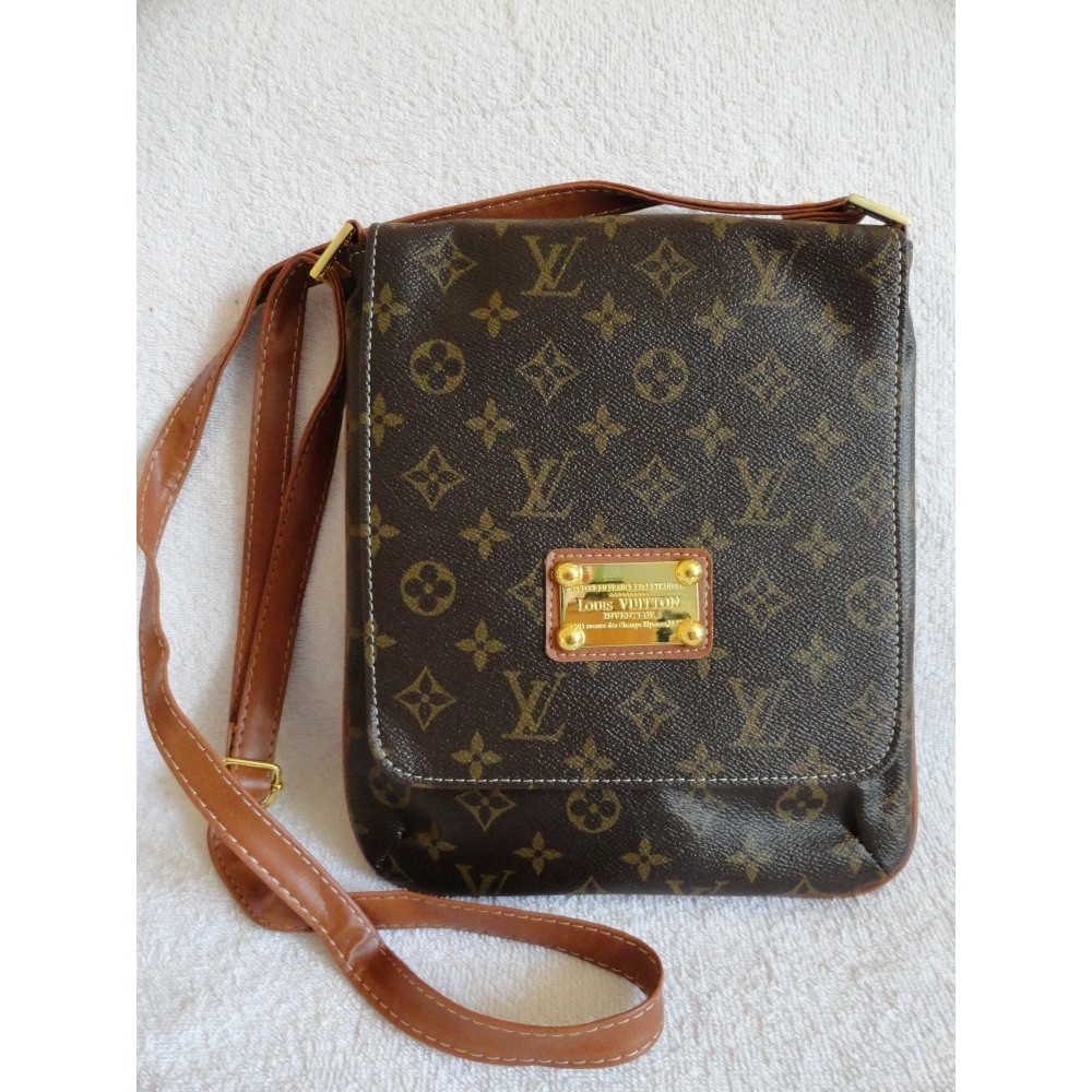 Poseta Geanta de umar Louis Vuitton gri sobolan cu bretea maro ...