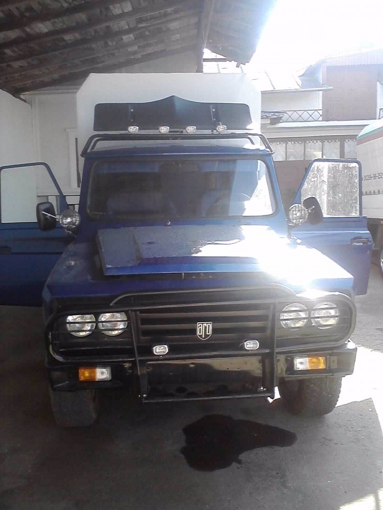 camioneta-aro 320 D | arhiva Okazii.ro