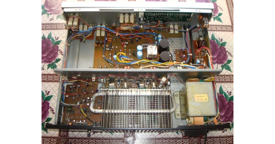 LInie TELEFUNKEN Alcatuita Din Amplificator TELEFUNKEN RA 200 + Tuner ...