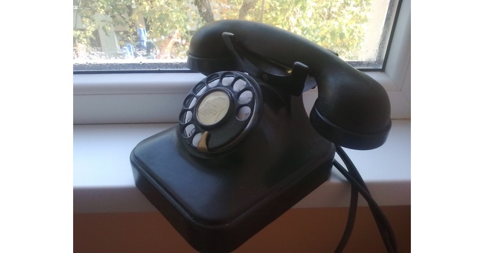 Telefon fix vechi cu disc perfect functional! | arhiva Okazii.ro