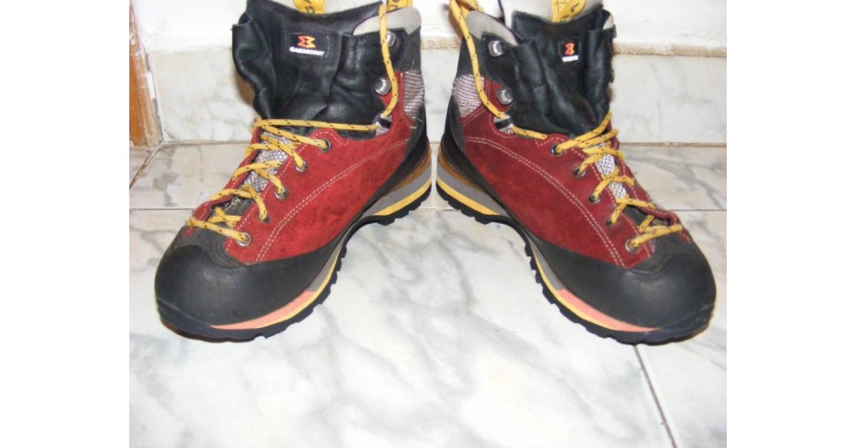 bocanci, ghete. munte, drumetie GARMONT cu membrana GoreTex si talpa ...