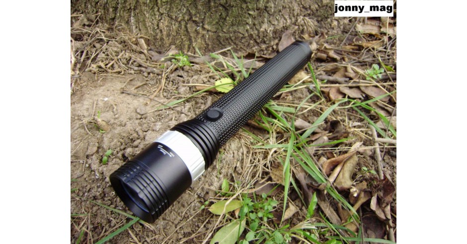 Mega Lanterna POWER LIGHT MX-103 cu Zoom si Led Cree Q5 Original ...