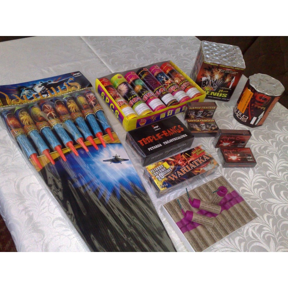 artificii si petarde | arhiva Okazii.ro