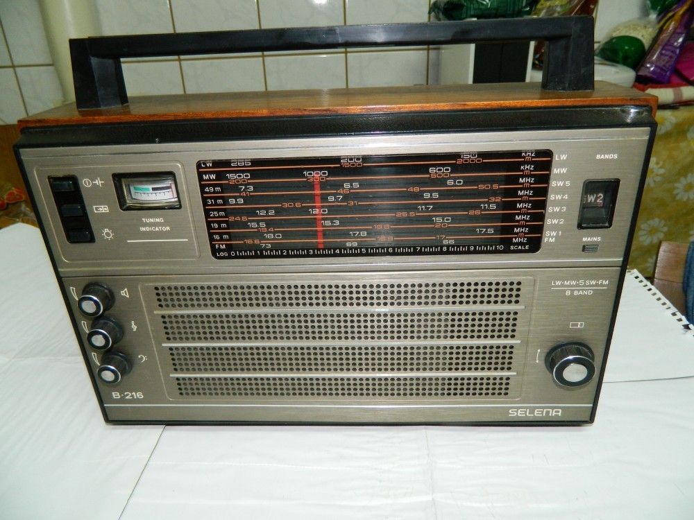 Vand aparat de radio Selena B-216 (rusesc) de colectie! | arhiva Okazii.ro