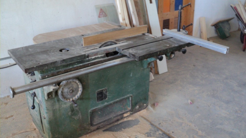 vand freza cu circular si masa mobila UMARO | arhiva Okazii.ro