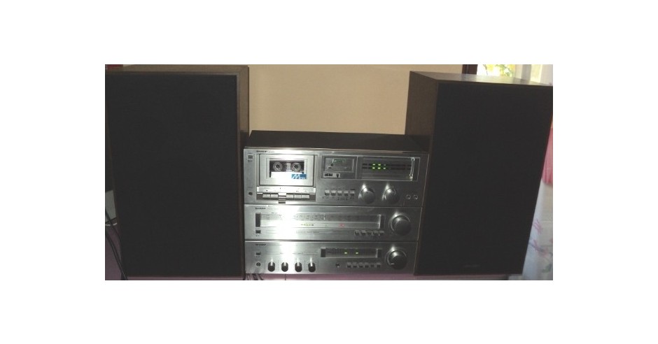 linie audio model Sharp deck RT30,tuner ST30,amplificator SM30 plus ...