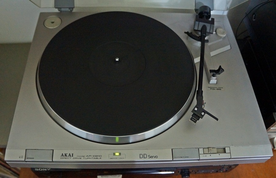 Pick up AKAI AP-D210 | arhiva Okazii.ro