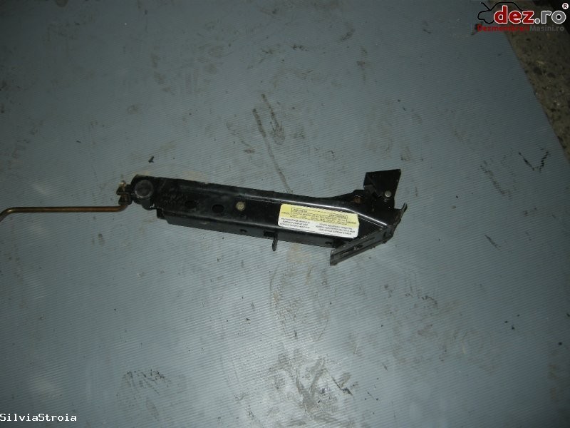 Cric(crick) auto Dacia Logan ,Mcv,Sandero,Pickup- - - -CEL MAI MIC PRET ...