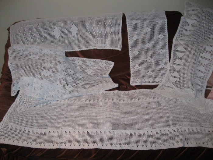 Perdele crosetate manual ,perdelute crosetate 5 buc | arhiva Okazii.ro