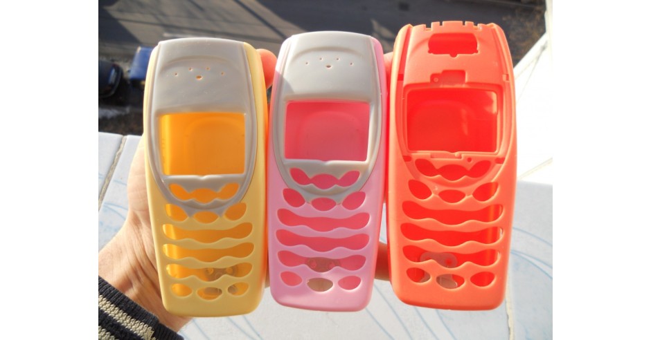 Carcasa telefon Nokia 3310 si 3410. Carcase colorate de colectie ...
