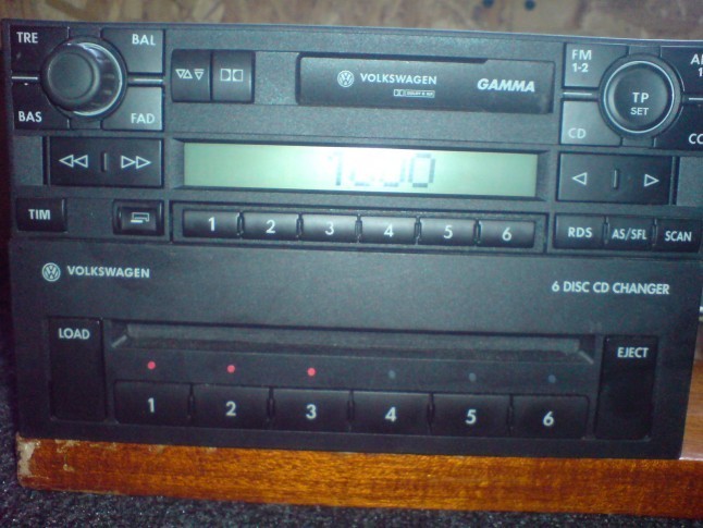 casetofon VW GAMMA si magazie cd player VW 6 disc change..2DIN ...