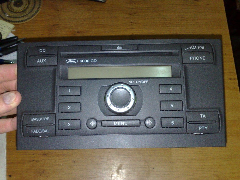 RADIO CD PLAYER ORIGINAL FORD 6000 CD MONDEO MK 3 | arhiva Okazii.ro