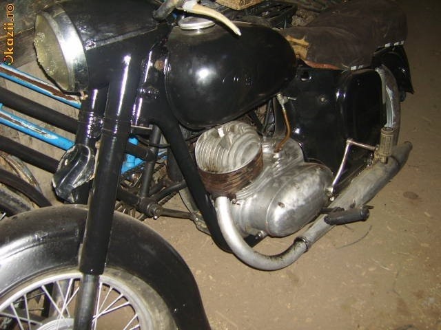Vand motociclete vechi de colectie | arhiva Okazii.ro
