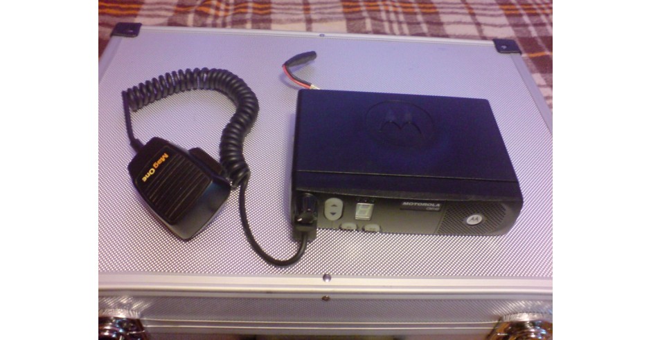 Statie Taxi Motorola CM140 | arhiva Okazii.ro