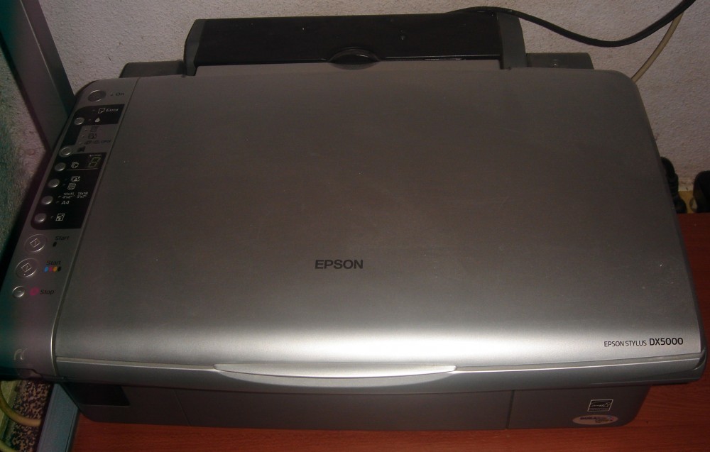 VAND IMPRIMANTA CU SCANER EPSON STYLUS DX5000 | arhiva Okazii.ro