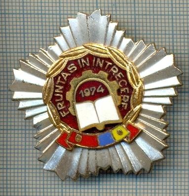 763 INSIGNA - FRUNTAS IN INTRECERE 1974 (fruntas in intrecerea ...