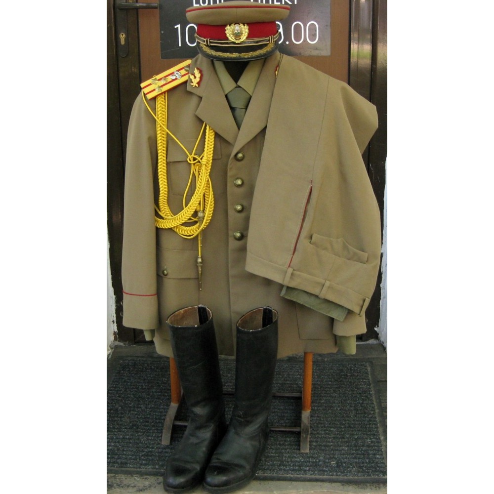 Uniforma militara completa veston pantaloni camasa cravata cizme chipiu ...