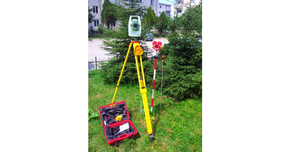 Statie Totala Leica TS06 - 2012 | arhiva Okazii.ro