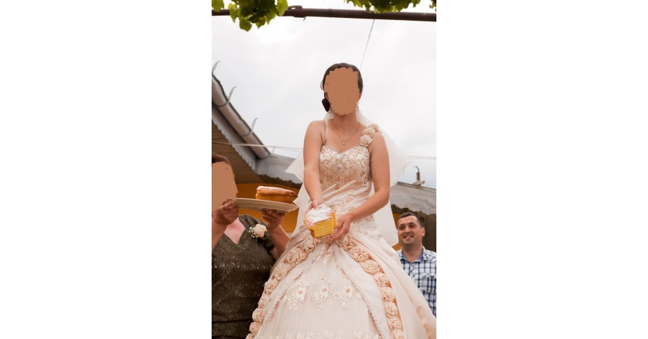Rochie Mireasa Unicat Alessandro Dell Acqua Printesa Tafta Satinata ...