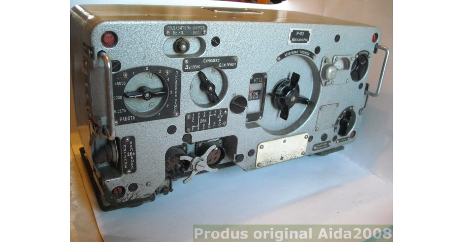Statie radio R113 utilizata pe tancuri T- 54/ 55 | arhiva Okazii.ro