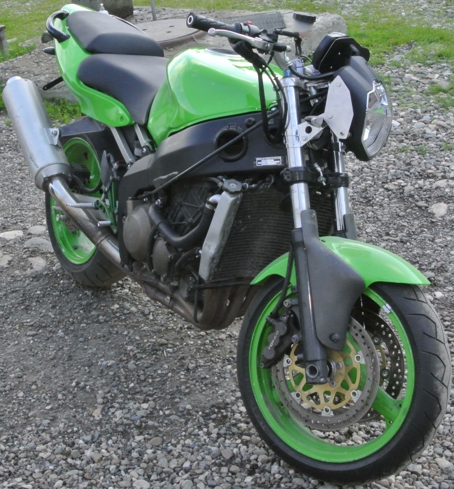 KAWASAKI NINJA ZX 600J NAKED VERDE | arhiva Okazii.ro