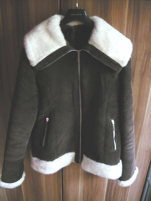 cojoc geaca de iarna imblanita maro cu guler alb marimea 42 L dama ...