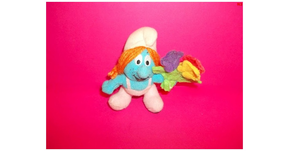 personaj din desene animate strumfita din plus de la mc donalds din ...