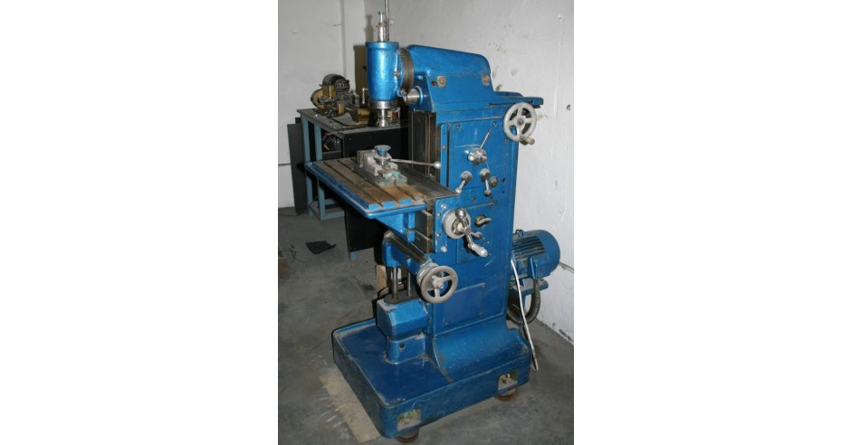 vand masina de frezat metale, freza Fus 200 | arhiva Okazii.ro