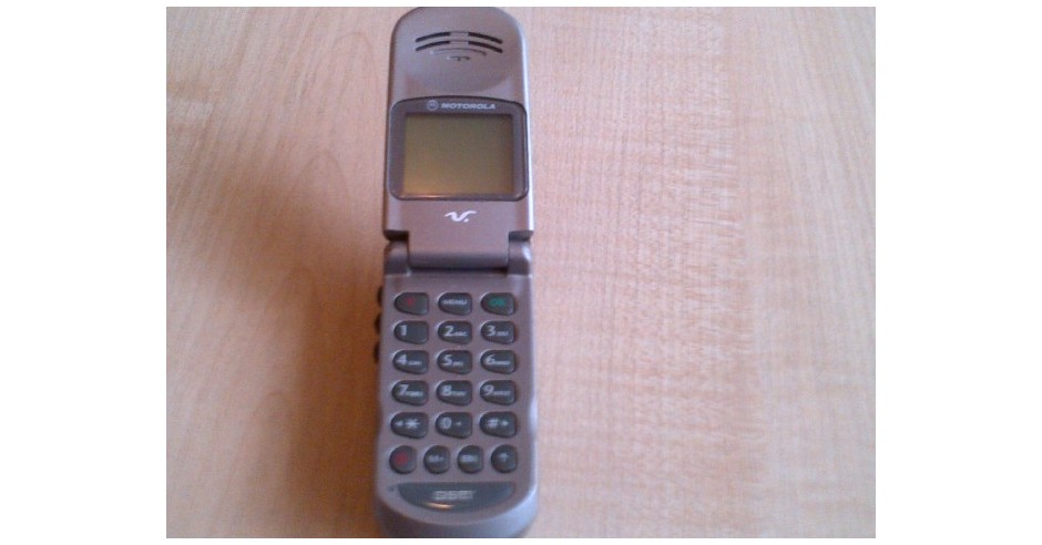 Motorola Kramer folosit stare buna original ,incarcator original!!PRET ...